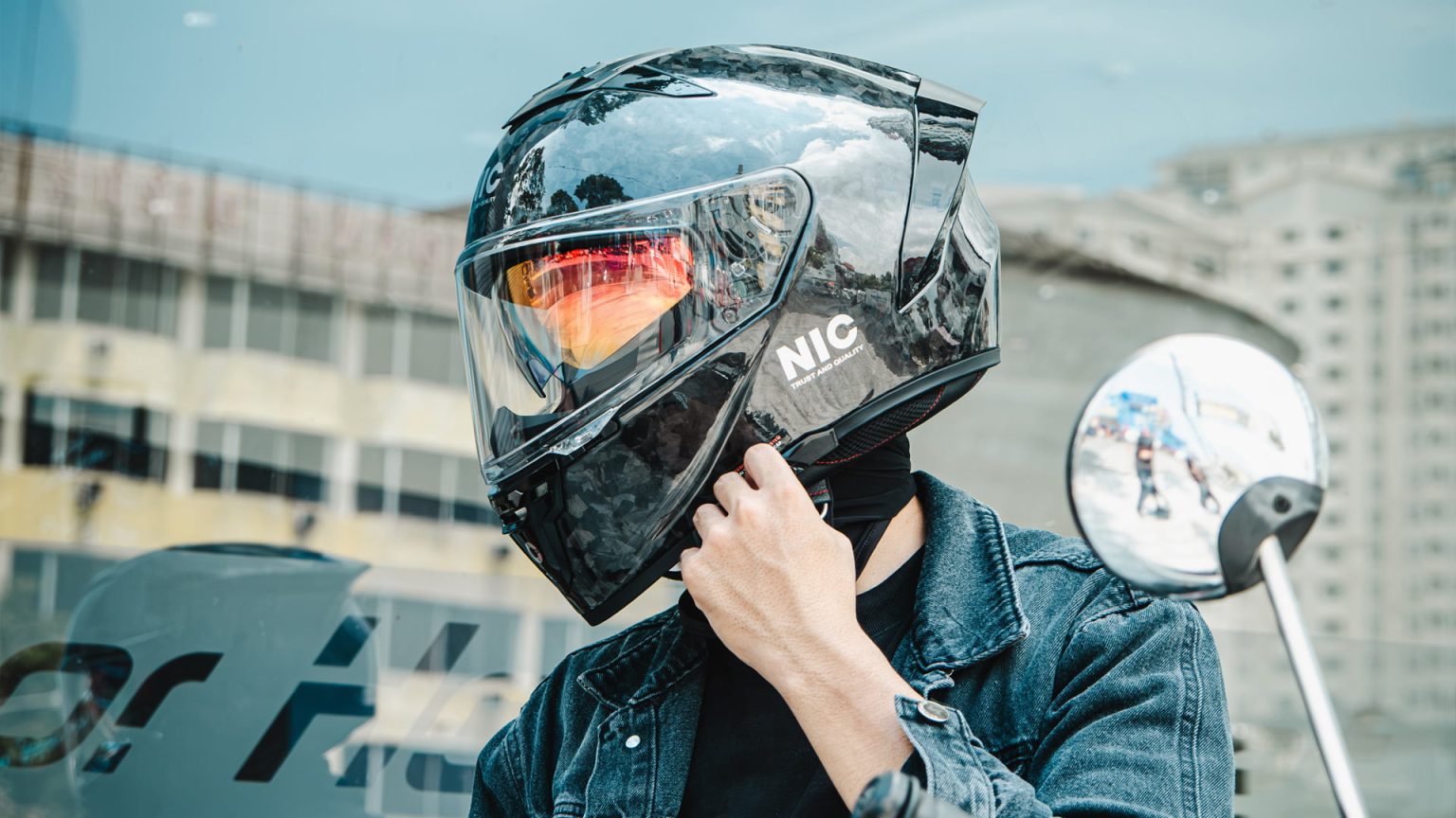 Các Xu Hướng Đội Nón Fullface Đang Được Ưa Chuộng?